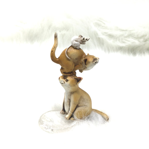 A Stack O’ Cats – Adirondack Artworks